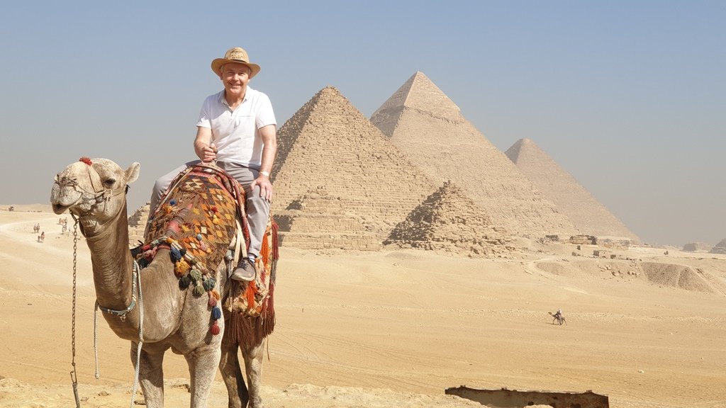 Pyramids of Giza Tour | Giza Pyramids Tour | Cairo Private Tours
